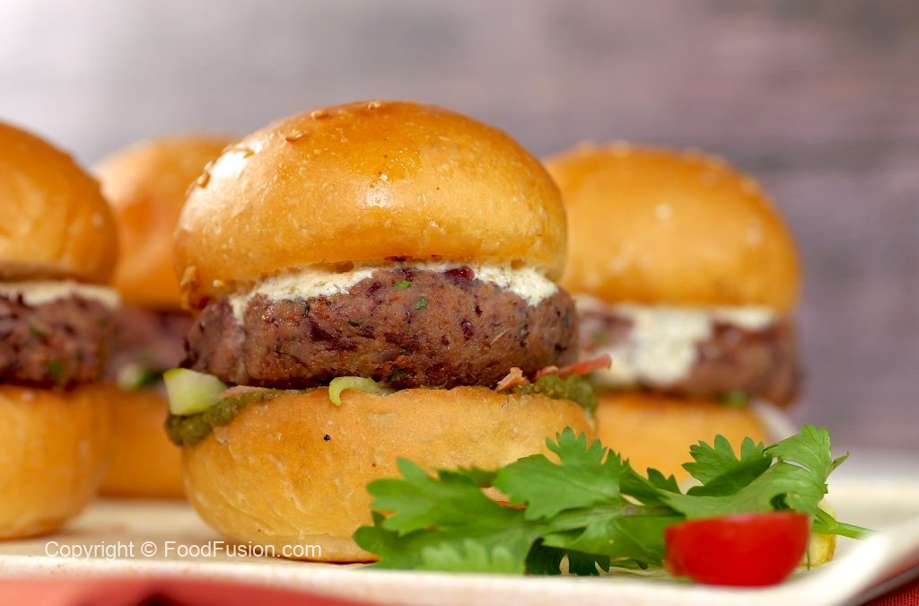 Lal Lobia Chutney Sliders – Food Fusion - Pakistani's No 1 Quick Recipe ...
